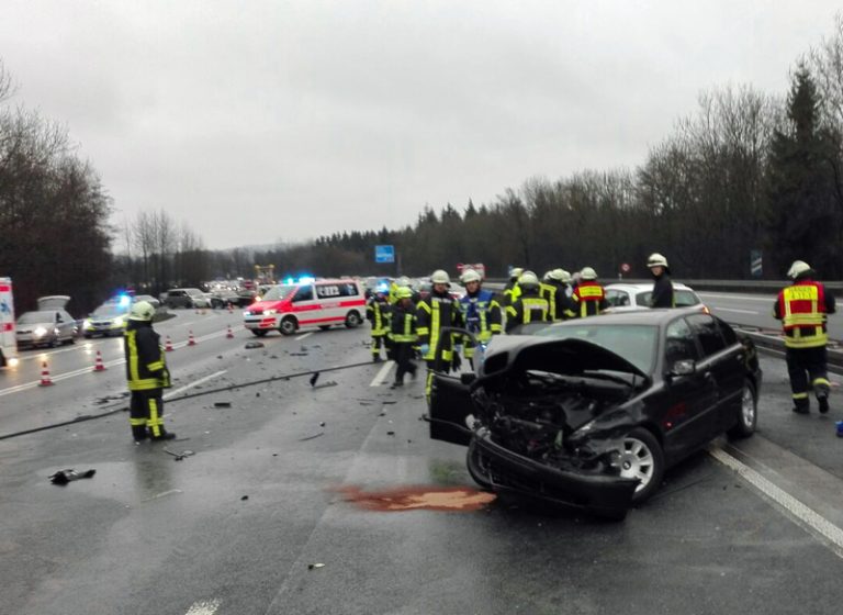 Schwerer Unfall auf der A45 bei Haiger - wirSiegen - Das Siegerland Portal - News & Infos aus ...
