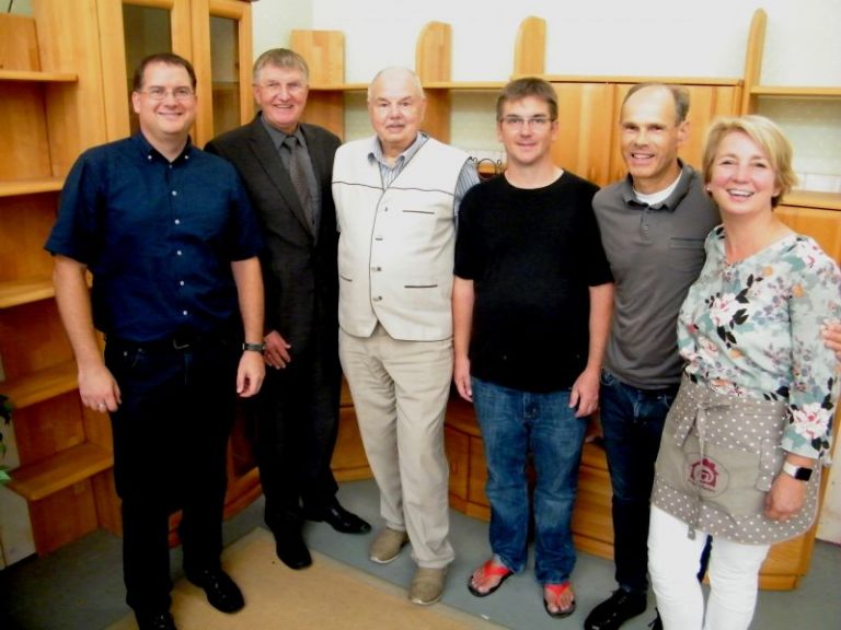 Chapel Siegen Second Hand