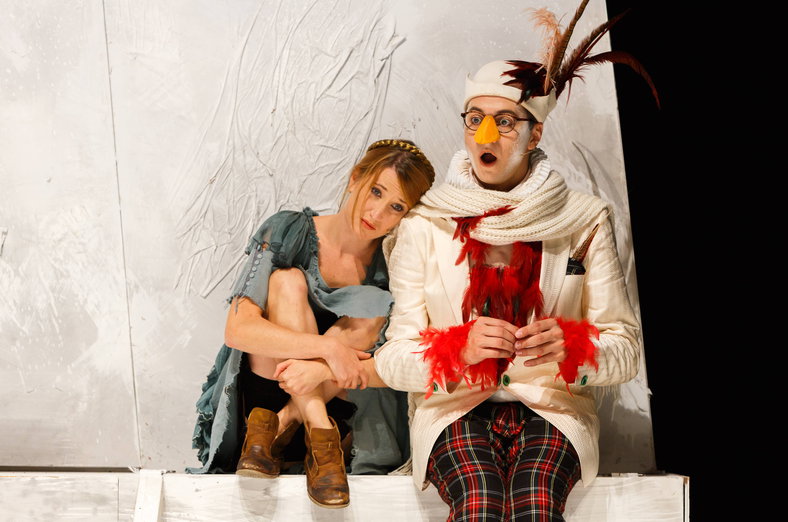 "Frau Holle" am Sa., 15. Dez., 19 Uhr, und am So., 16. Dez., 17 Uhr, im ...