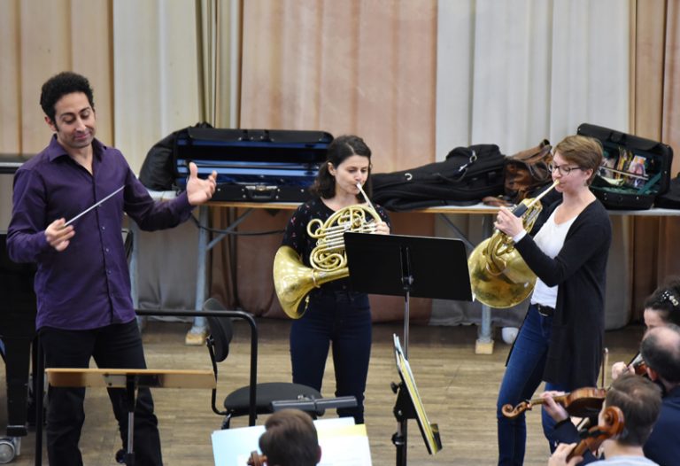 Nabil Shehata wird neuer Chefdirigent der Philharmonie Südwestfalen ...