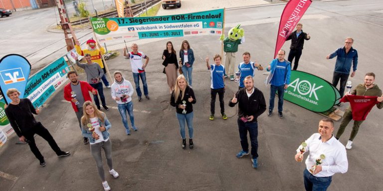 Siegerehrung der schnellsten Teams beim 17. Siegerländer AOK-Firmenlauf ... Siegerehrung der schnellsten Teams beim 17. Siegerländer AOK-Firmenlauf ...