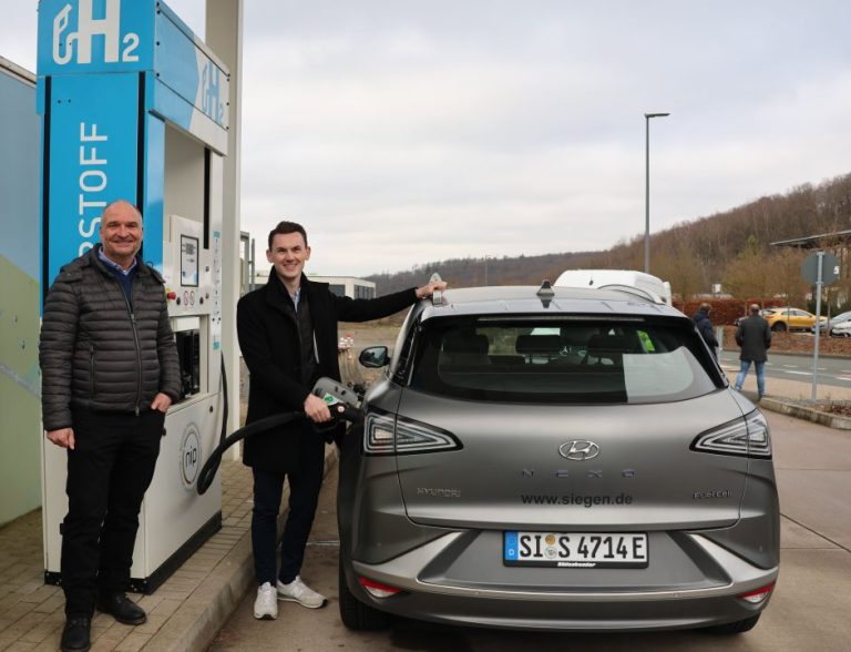 „Auftanken“ im Leimbachtal - Siegener Wasserstoff-Tankstelle ab sofort ...