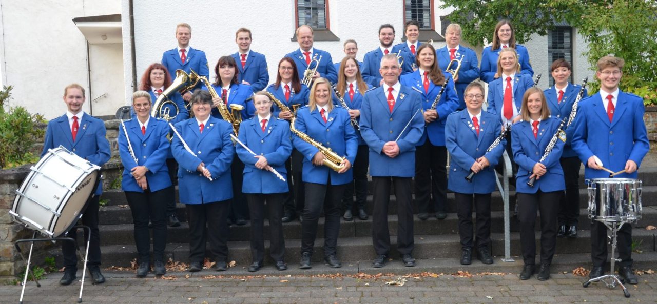 Musikkapelle Irmgarteichen feiert 30 Jahre Dirigat von Volker Ermert ...