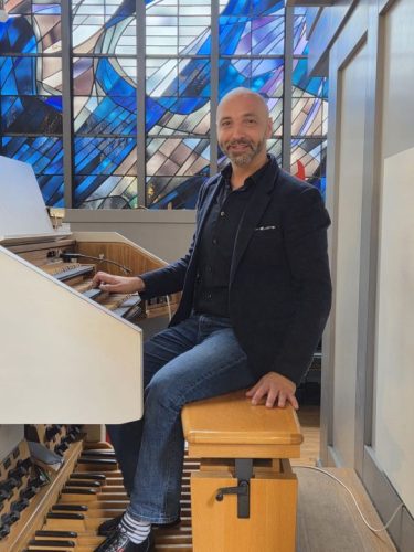 Filmmusik auf der Orgel: Christian Behrens begeistert in St. Joseph ...